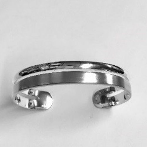Solid sterling torque bangle - AhDors